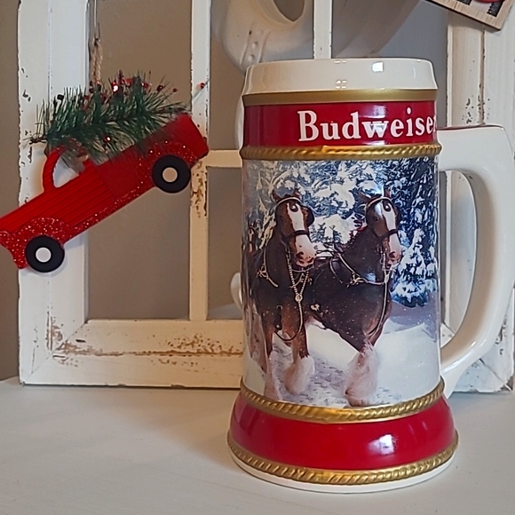 Budweiser | Holiday | Budweiser Winter Passage 4th Anniversary Edition ...